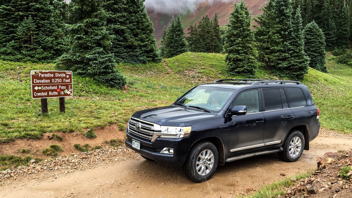 Tested: 2016 Toyota Land Cruiser 4x4 - Outside Online