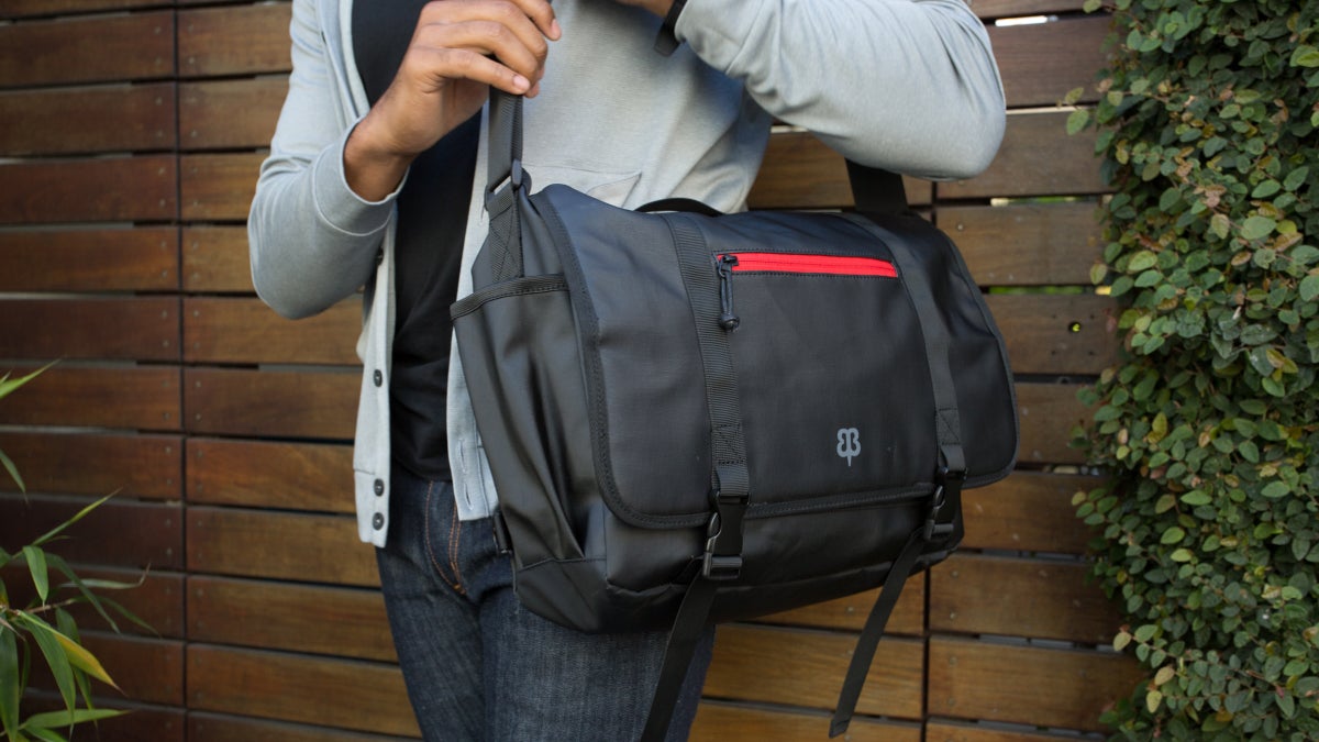 Flash Bag Camera Messenger - Outside Online