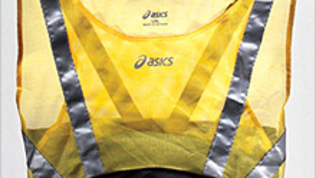 Asics Reflective Vest: Cloathing/Apparel Review - Outside Online